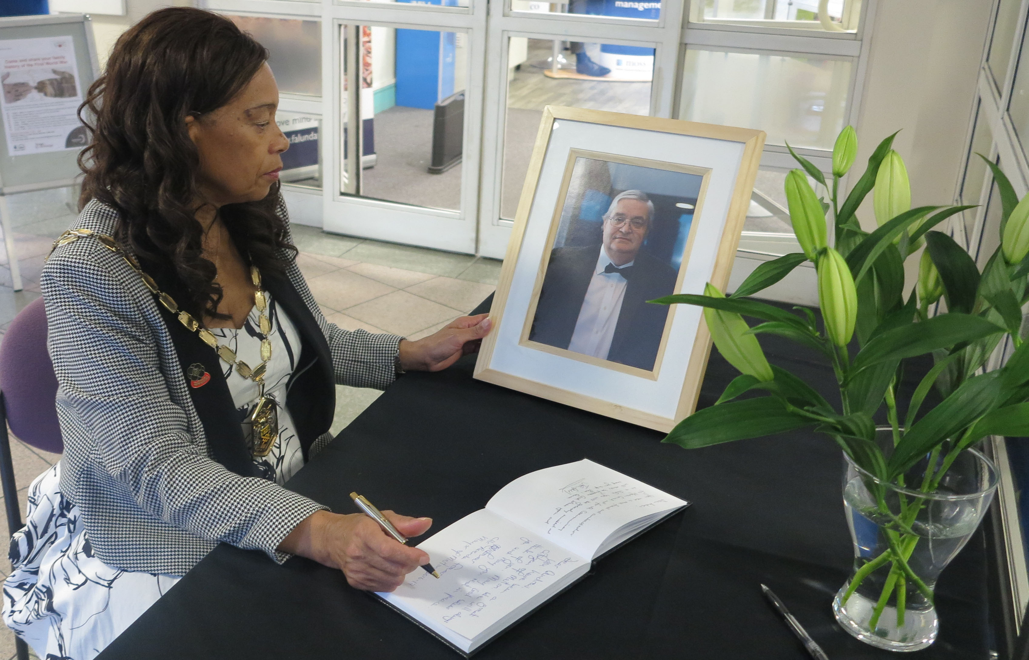 Book of condolence opened for community figure Andrew Wakefield who has ...
